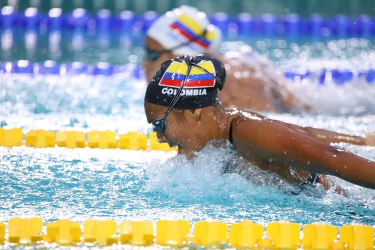 Natación Carreras – Federacion Colombiana de Natacion
